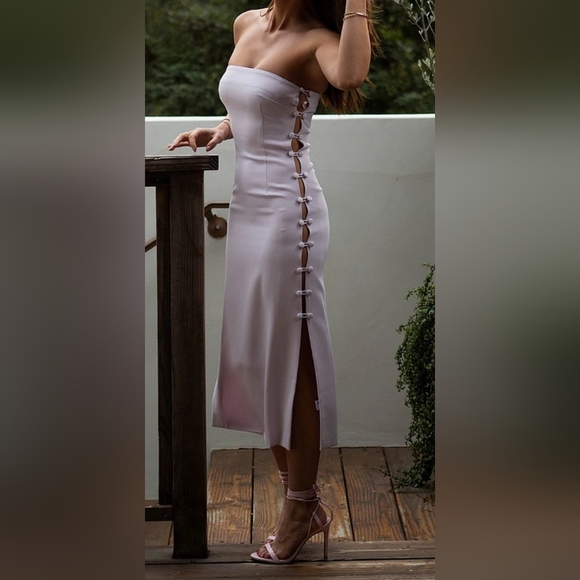 miami | Dresses | Gianni Bini X Caelynn Bell Tori Crepe Side Button Cut ...